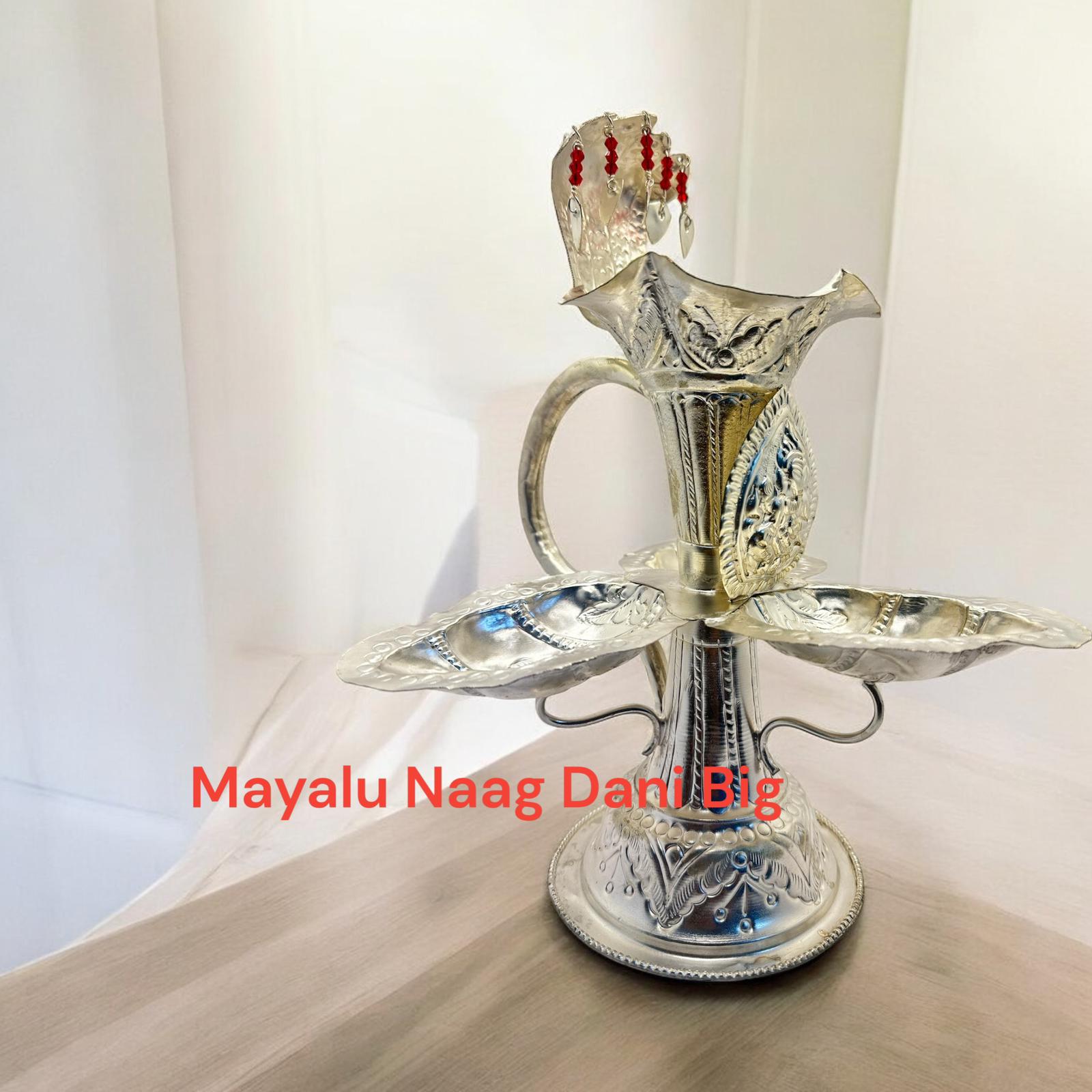 Mayalu Naag Dani with Ganesh (Big)